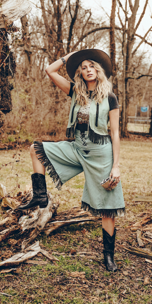 Vintage Finds For All Kinds – High Class Hillbilly